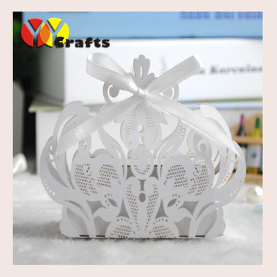 Sweet gift box paper candy box unique design white color special for wedding pary and birthday