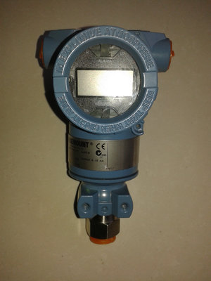 Rosemount 3051C Wireless Pressure Transmitter with 305 Integral Manifold