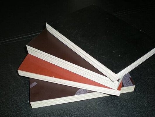 Factory Direct Sales Post Forming Brown/Black 18mm 4X8 Film Faced Plywood for Building Materials