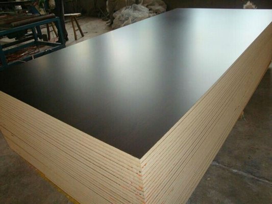 Factory Direct Sales Post Forming Brown/Black 18mm 4X8 Film Faced Plywood for Building Materials