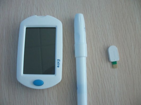 Glucose Monitor/Blood Glucose Meters/ Glucose Test Meter/Glucose Monitoring Kit