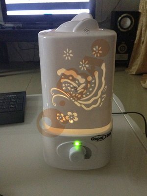Aroma diffuser，Aromatherapy machine，LED 7-colour Relaxation night lamp