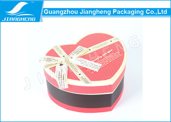 Cajas de regalo decorativas de la cartulina con la cinta, caja en forma de corazón de la cartulina de papel