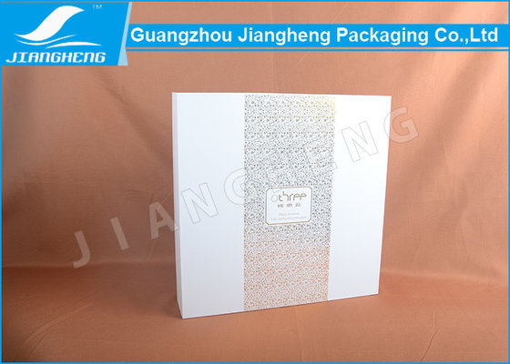 Cajas del perfume de lujo de la tienda/caja de empaquetado 26 * 26 * los 4cm del perfume de la cartulina del papel