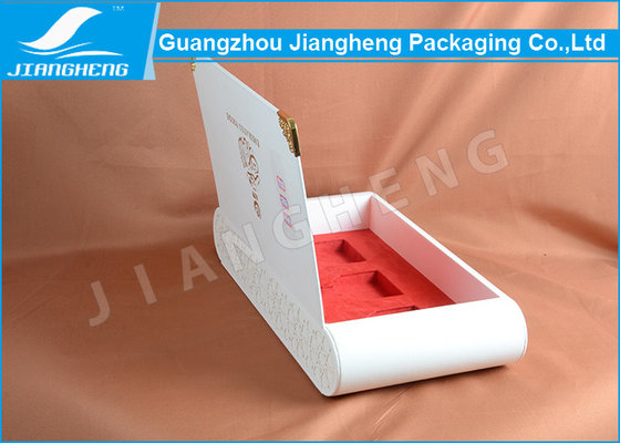 La caja de lujo de la fragancia del cuero de la PU fija, perfuma las cajas de regalo para las mujeres 28*16*7 cm