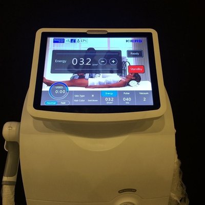Vertical Laser Hair Removal Machine , Laser Removal Machine Micro Channel Cooling