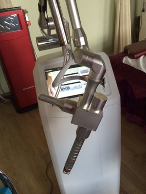 Fractional CO2 Dermatology Laser Machines Stationary Style With Wrinkle Removal
