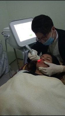 Face Lifting Microdermabrasion Peeling Machine 650nm Laser Anti - Inflammatory