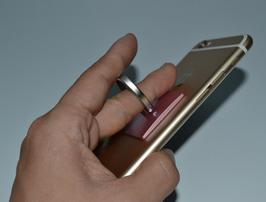 Latest white golden pink Metal Cell Phone Ring Holder Stand For Iphone Ipad iPod