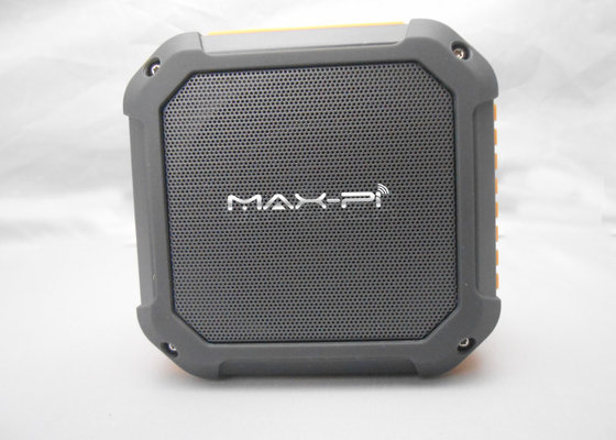 Shockproof  Portable Cute Stereo Bluetooth Speaker with NFC function 81 * 81 * 45mm