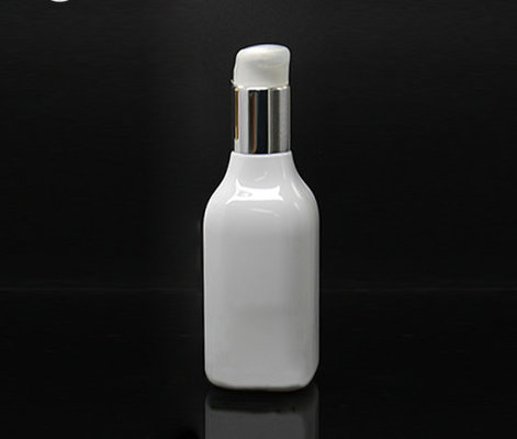 White 220ml Cosmetic Plastic Bottle For Shampoo And Conditioner , Wet Protection