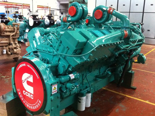 1000KW 1250KVA Cummins Diesel Generator Set Smooth Running Forced Water Cooling Cycle