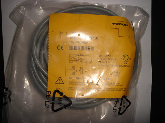 New and Original TURCK SENSOR BI2 BI5 TURCK  NI4 NI8-M18T-AN6X